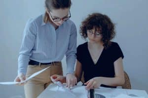 Propaganda Enganosa: Entenda o que é e o que a lei diz!